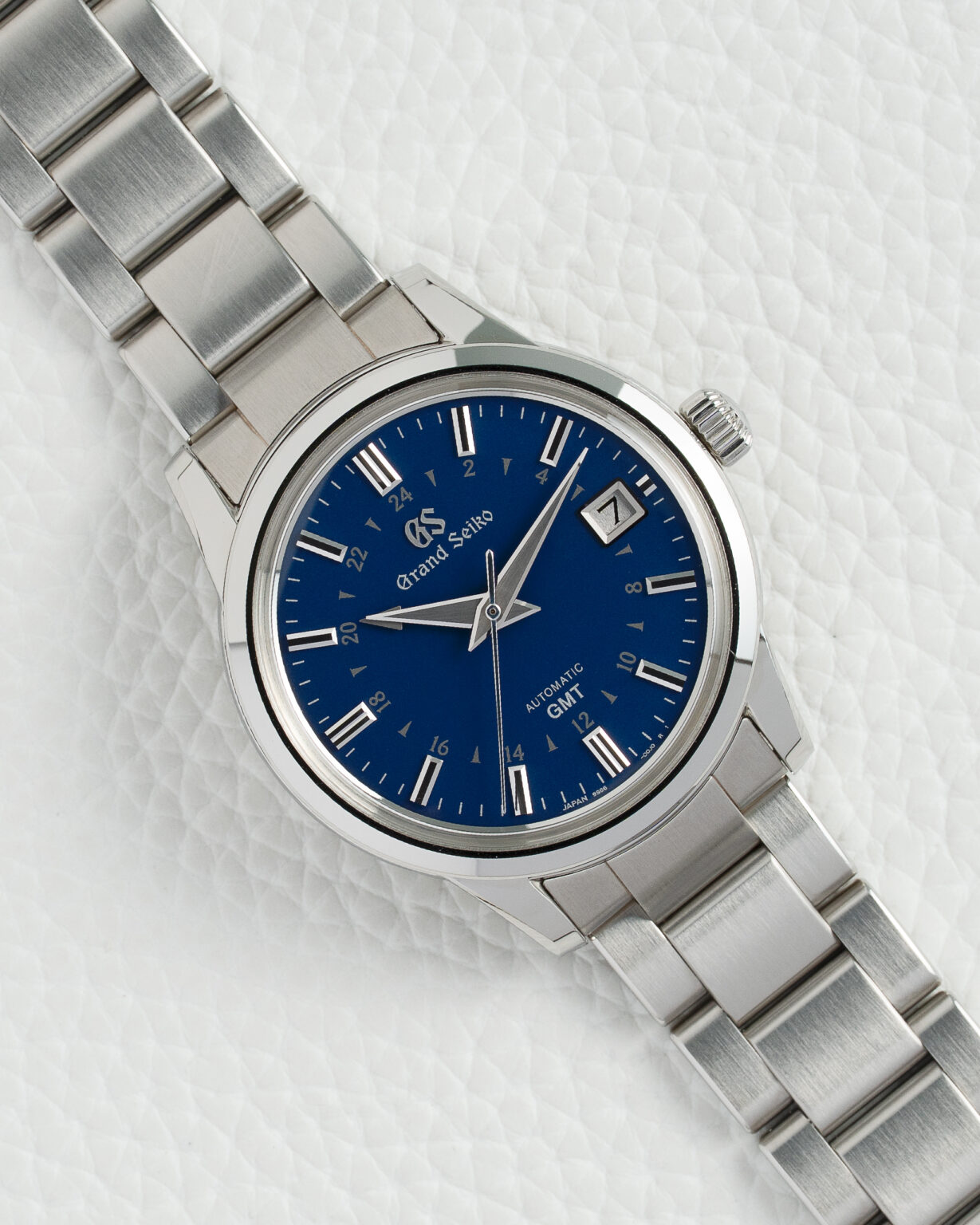 Grand Seiko Limited Hoodinkee Edition SBGM239 - WOLVYN Luxury Timepieces